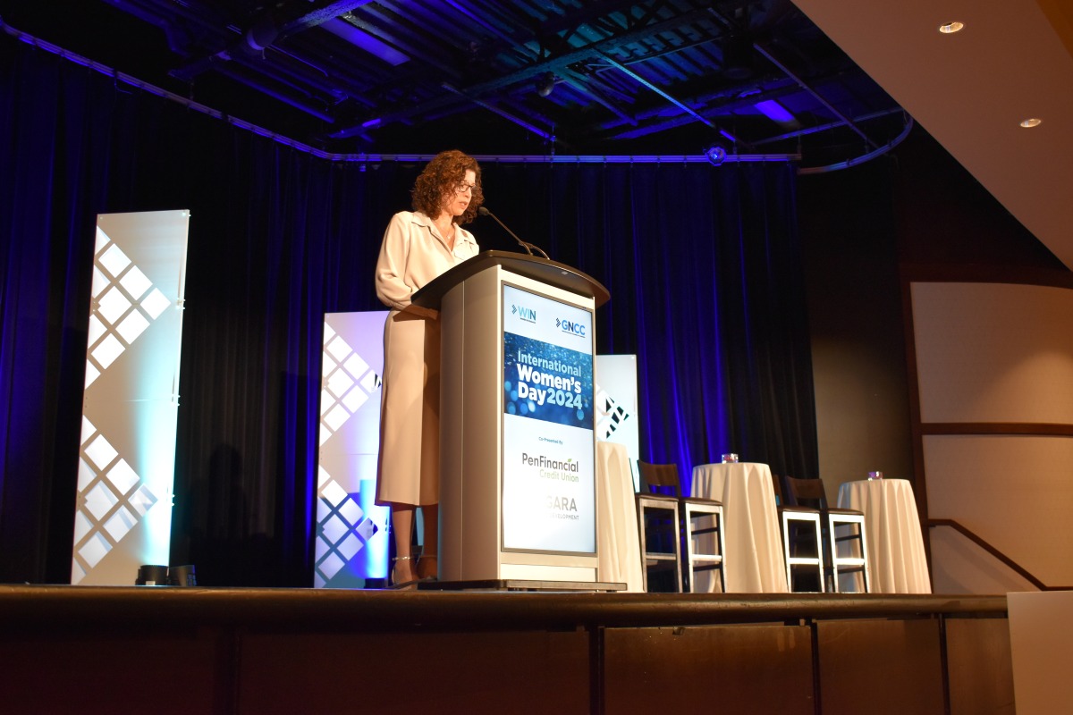 Digital Podiums | Podium Pros